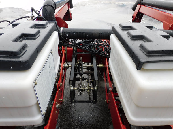 WHITE 6925 SPLITTER BAR – Hellenbrand Implement